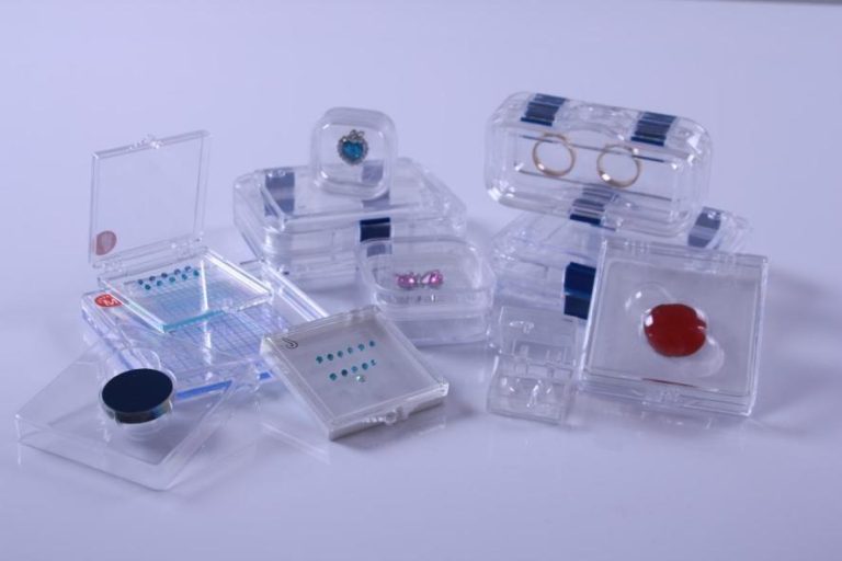Membrane Box Wholesale: 3D Suspension Plastic Jewelry Display